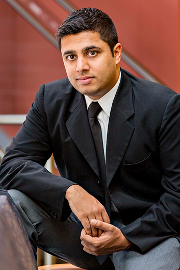 Dr. Naveen K. Ahuja - Doctors Choice Awards in Plastic Surgery