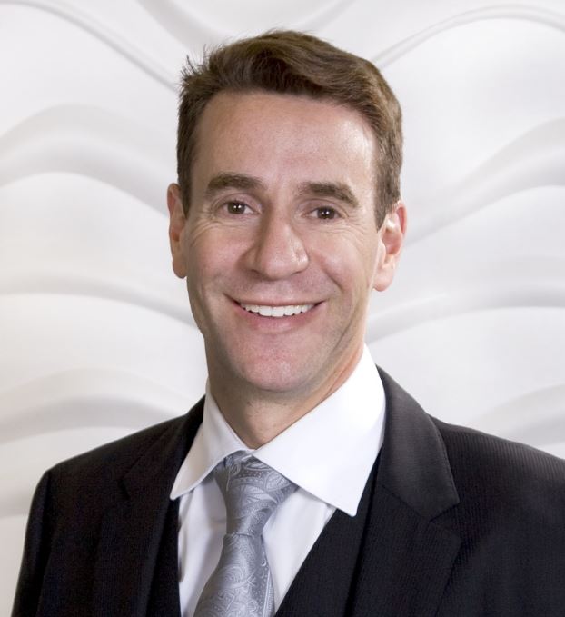 Dr. Robert Shenker - Doctors Choice Awards in Cosmetic Surgery