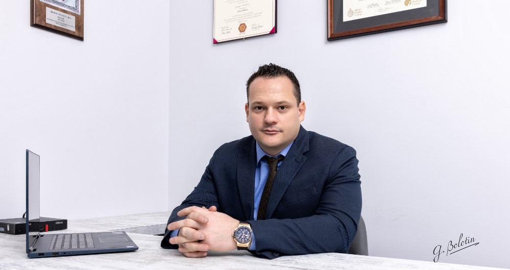 Dr. George Bolotin - Doctors Choice Awards in Radiology