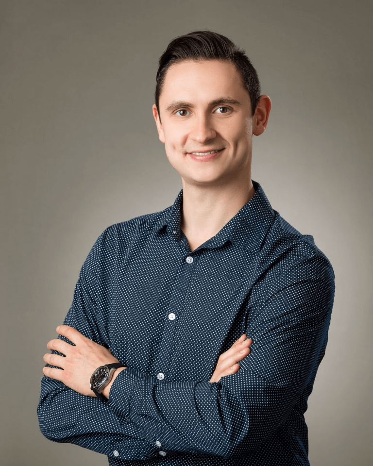 Dr. Dmitriy Ivanov - Doctors Choice Awards in Dentistry