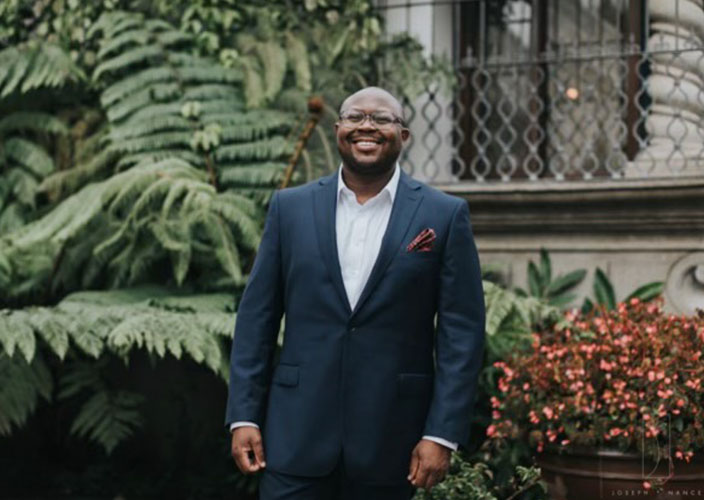 Dr Jiro Akpobome Doctors Choice Awards In Dentistry