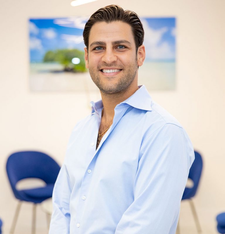 Dr. David Garazi - Doctors Choice Awards in Periodontics