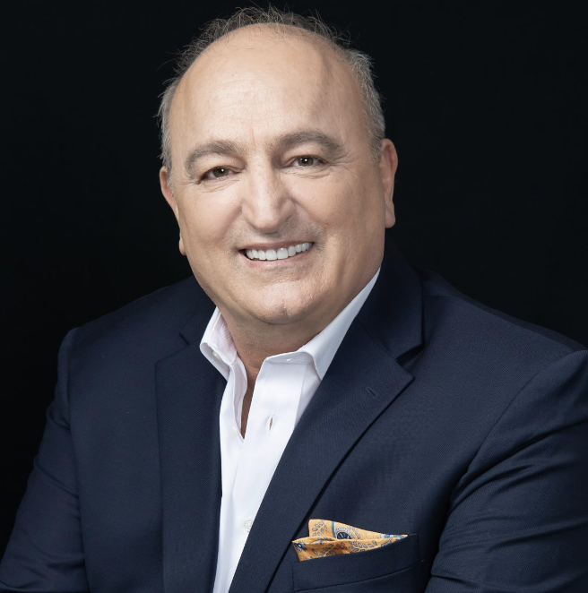 Dr. Foad Farhoumand - Doctors Choice Awards in Dentistry